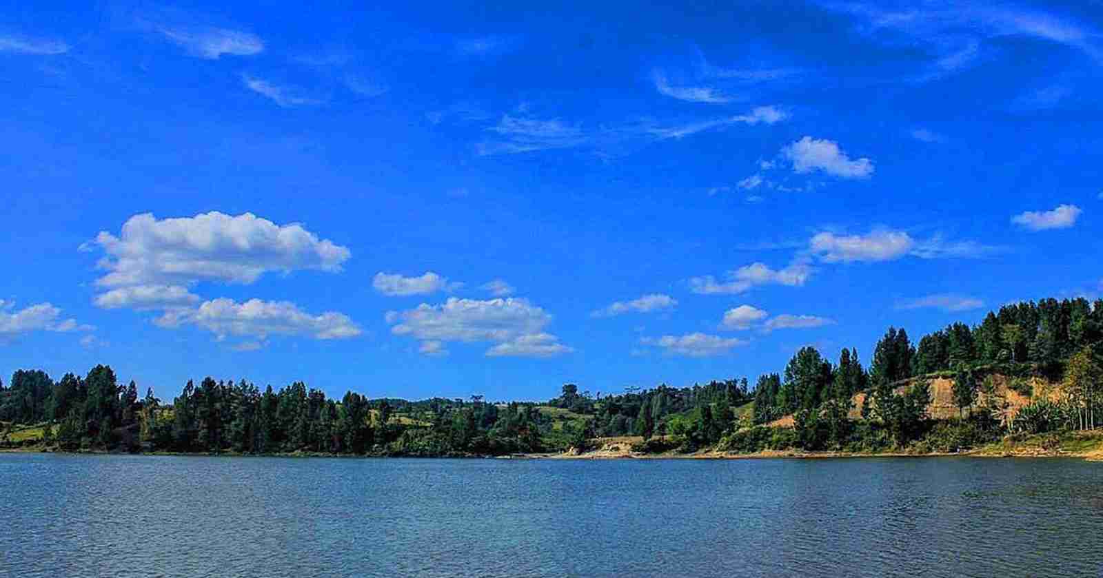 Keindahan Pulau Samosir